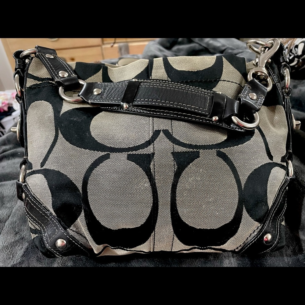 Coach Carly Boho Purse Black And Gray - Gem